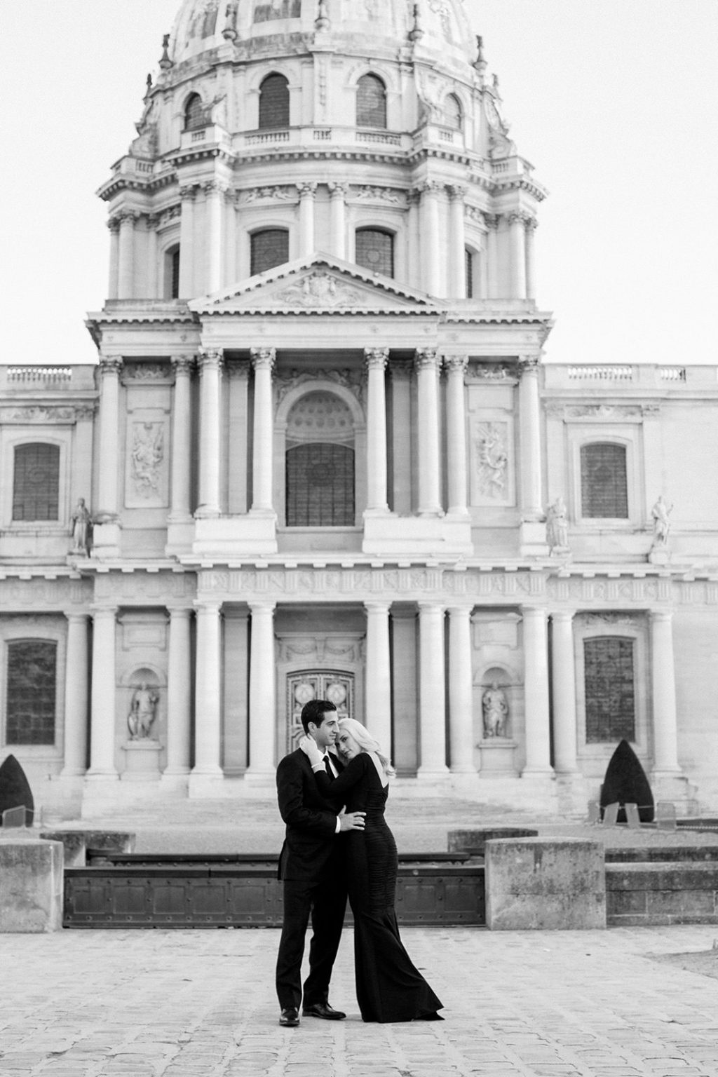 Anniversary in Paris - Anna Roussos